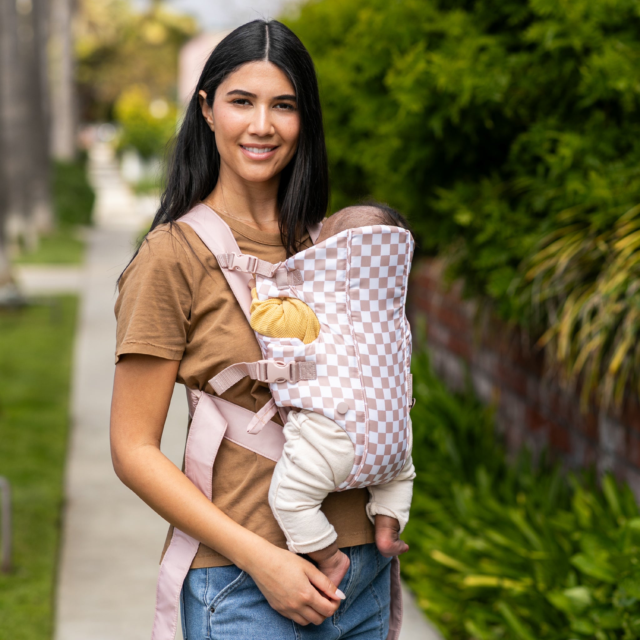 Swift Classic Carrier - Pink and White Checkered – Infantino