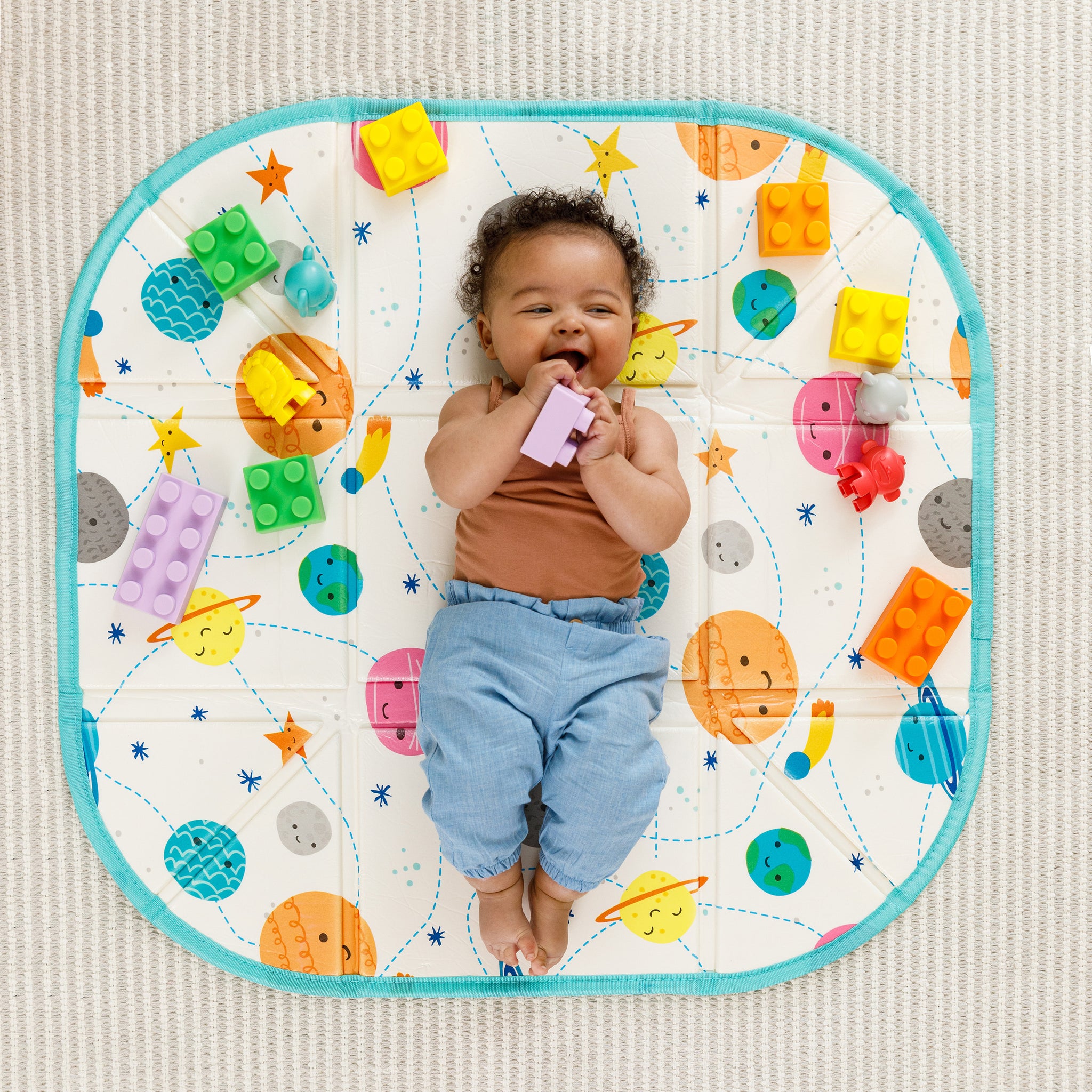 Super Soft 1st Building Blocks Play Mat & Activity Station – Infantino