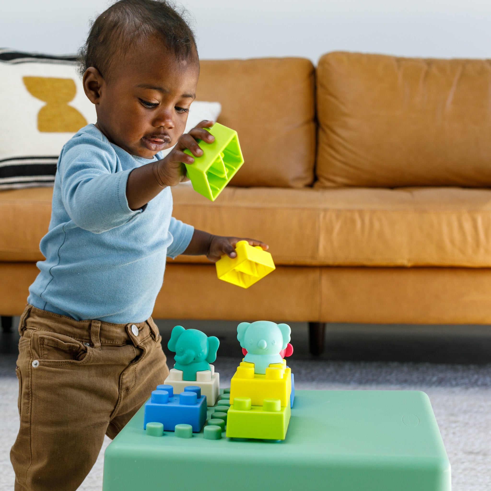 Super Soft 1st Building Blocks Play Mat & Activity Station – Infantino