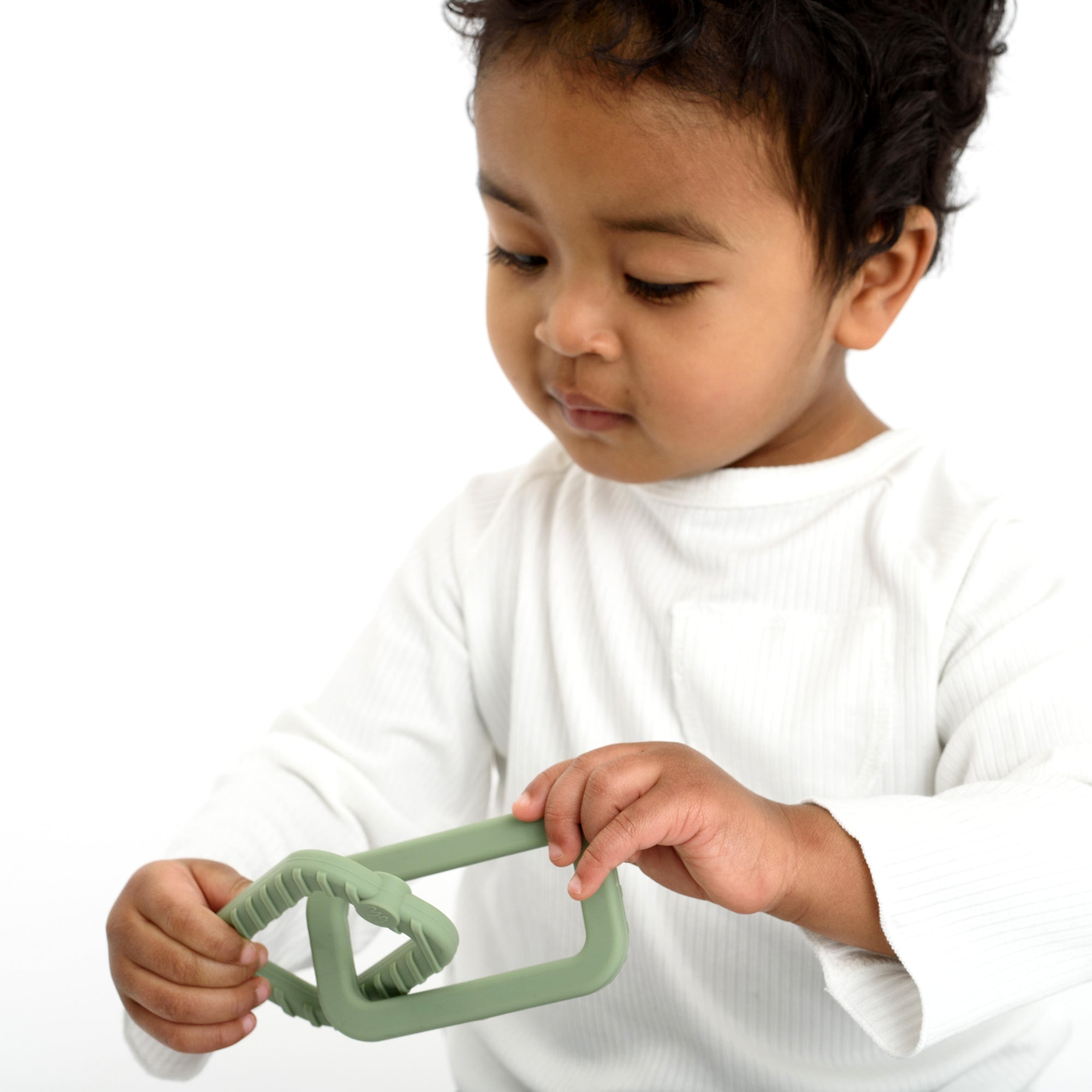 Silicone Chain Link Teething Ring - Sage – Infantino