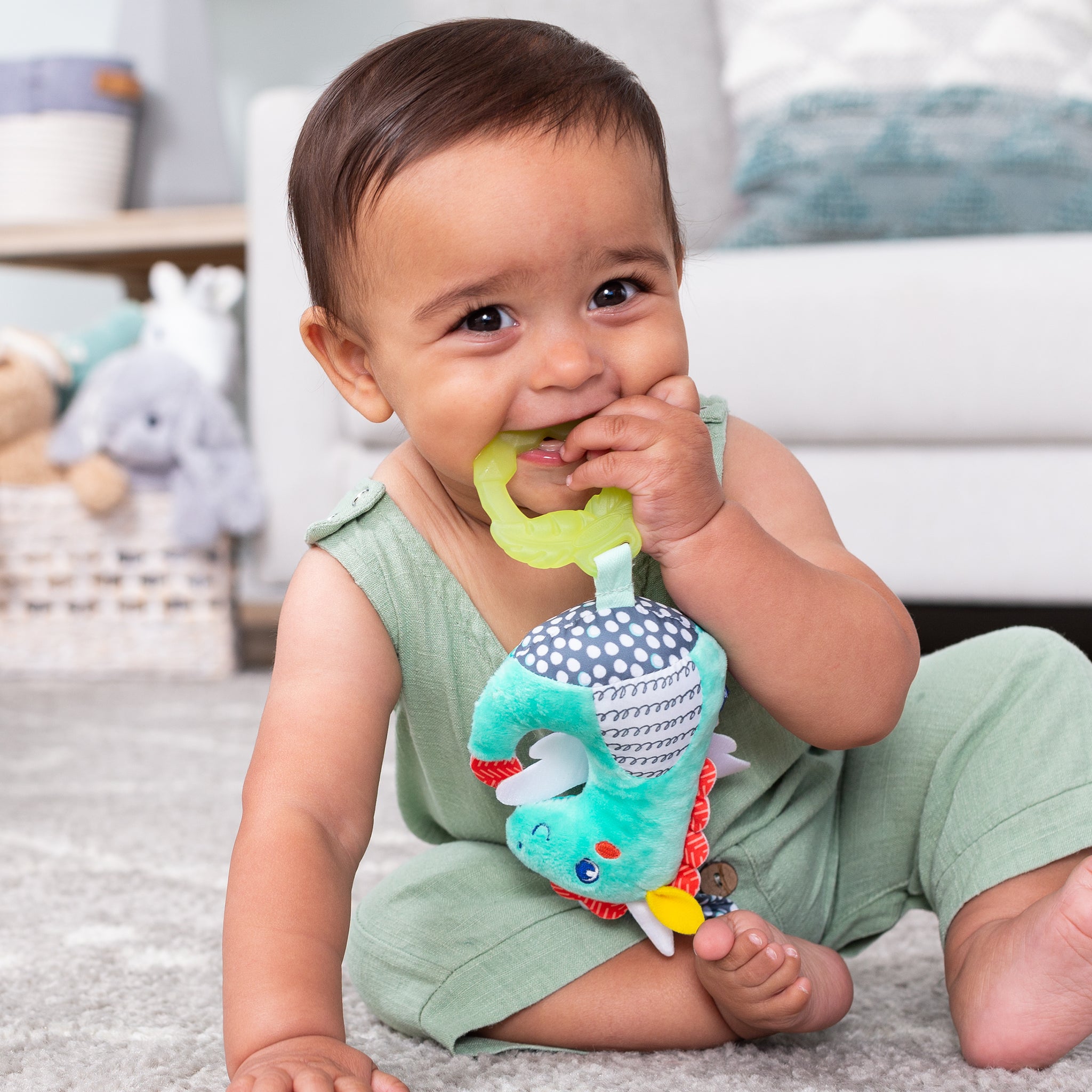 Chime & Go Tag Along Pal™ Dragon – Infantino