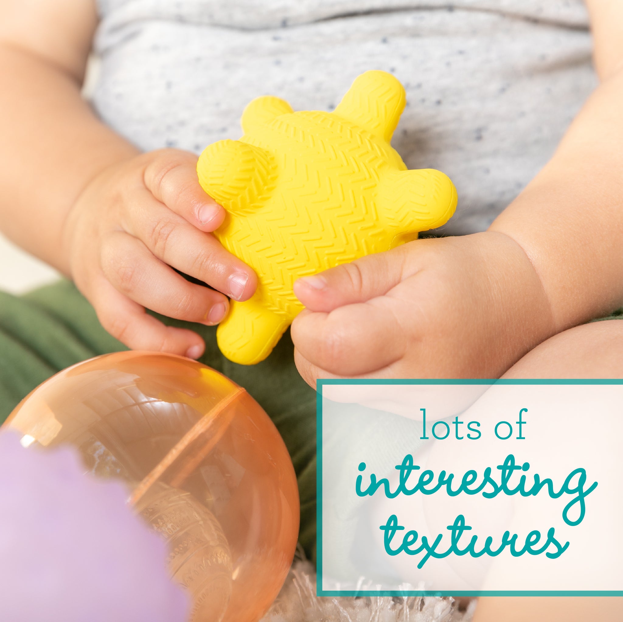 Lights & Sound Multi-Sensory Ball Set™ – Infantino