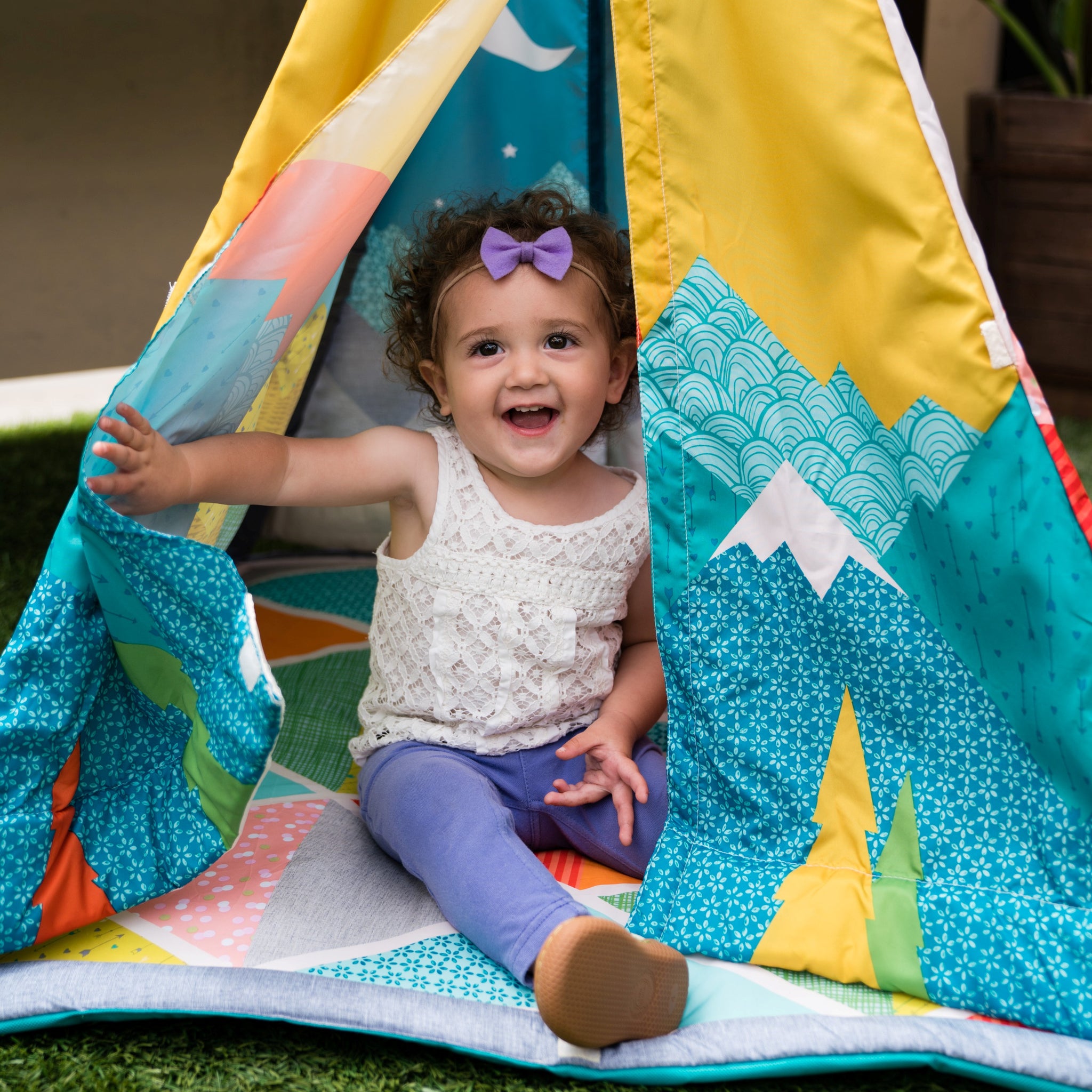 Infant to Toddler Play Gym & Fun Teepee™ – Infantino